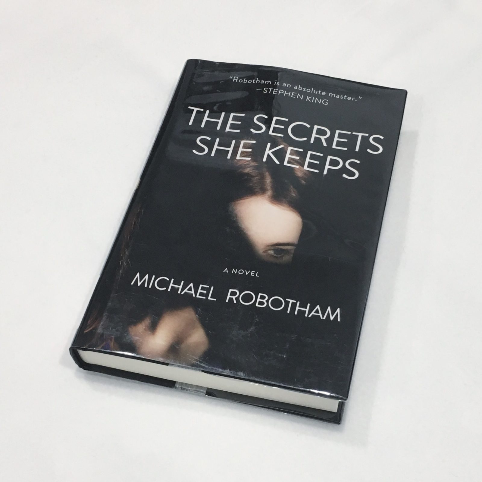 The Secrets She Keeps by Michael Robotham [Book Review] – Nightcap Books